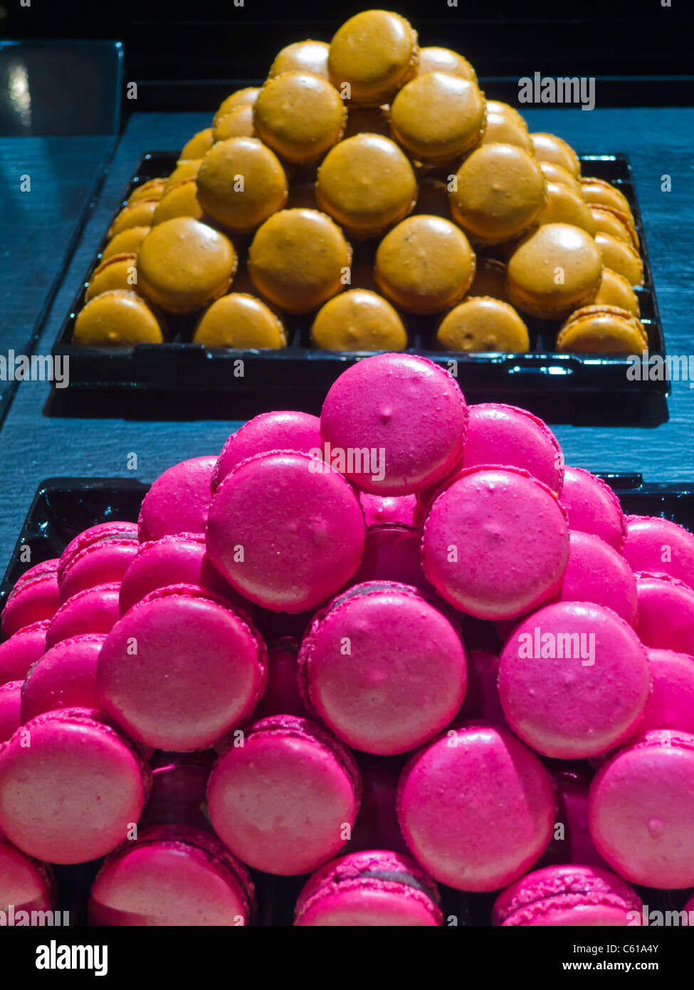 Close up, French Chocolatier Shop, "Maison Georges Larnicol", pastries ...