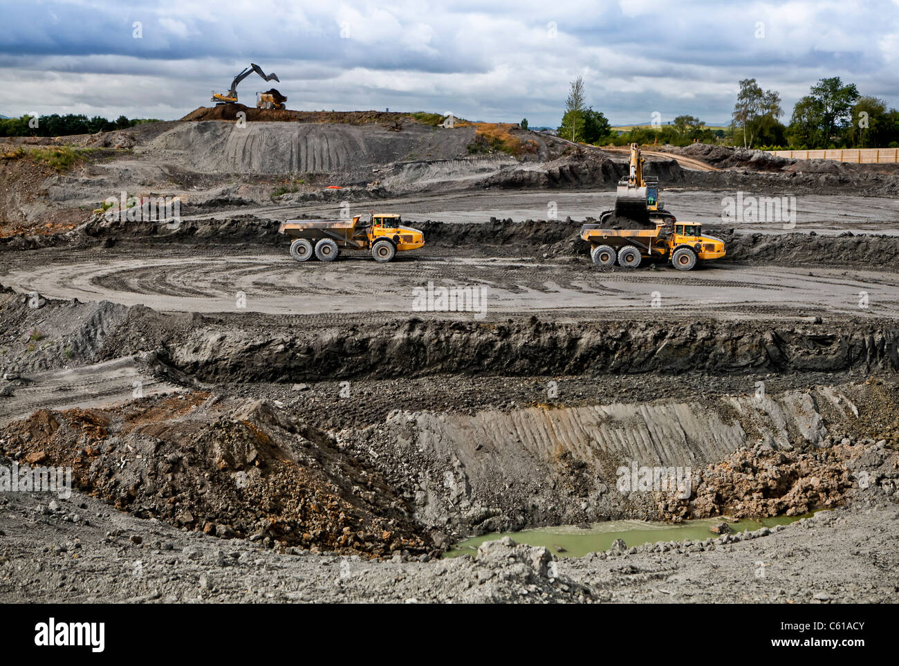 Construction vehicles hi-res stock photography and images - Alamy