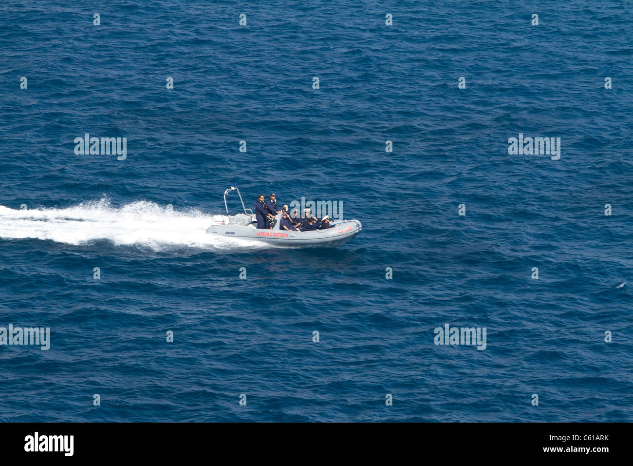 Rubber raft boat hi-res stock photography and images - Alamy