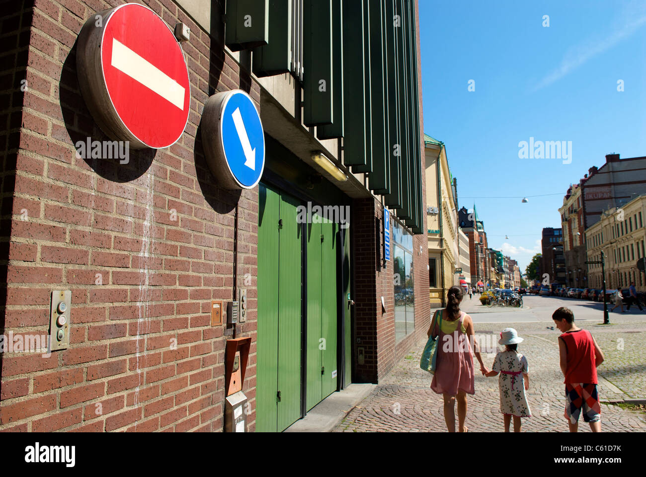 STREET SCENE IN MALMÖ Stock Photo - Alamy