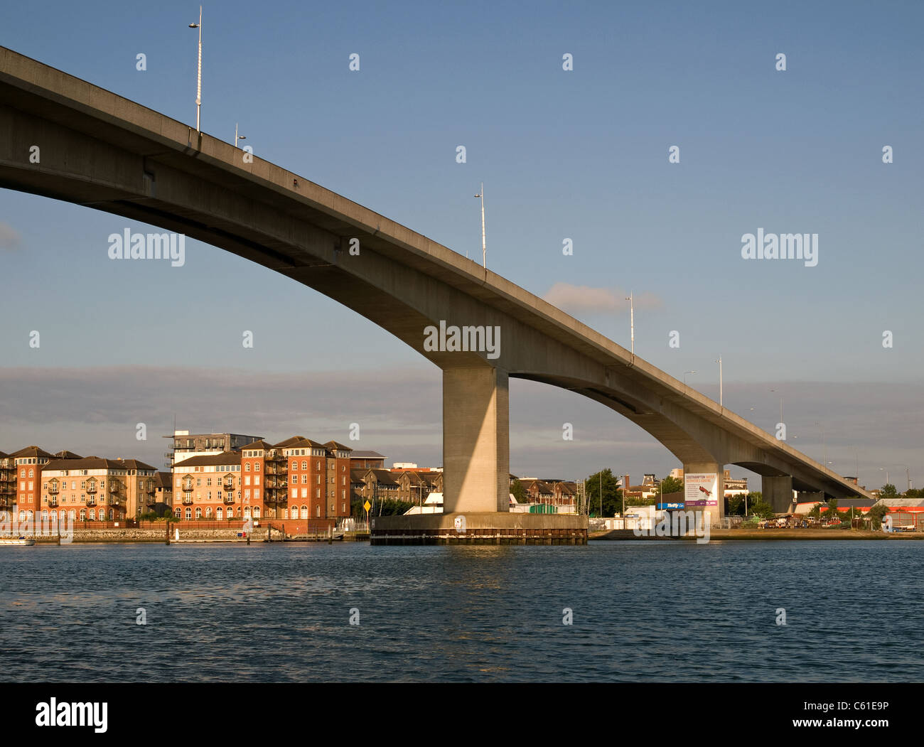 Itchen Bridge Southampton Hampshire England UK Stock Photo - Alamy