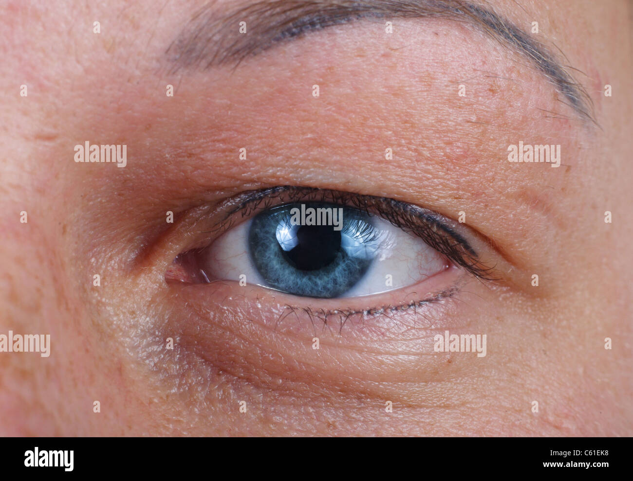 Eye refraction hi-res stock photography and images - Alamy