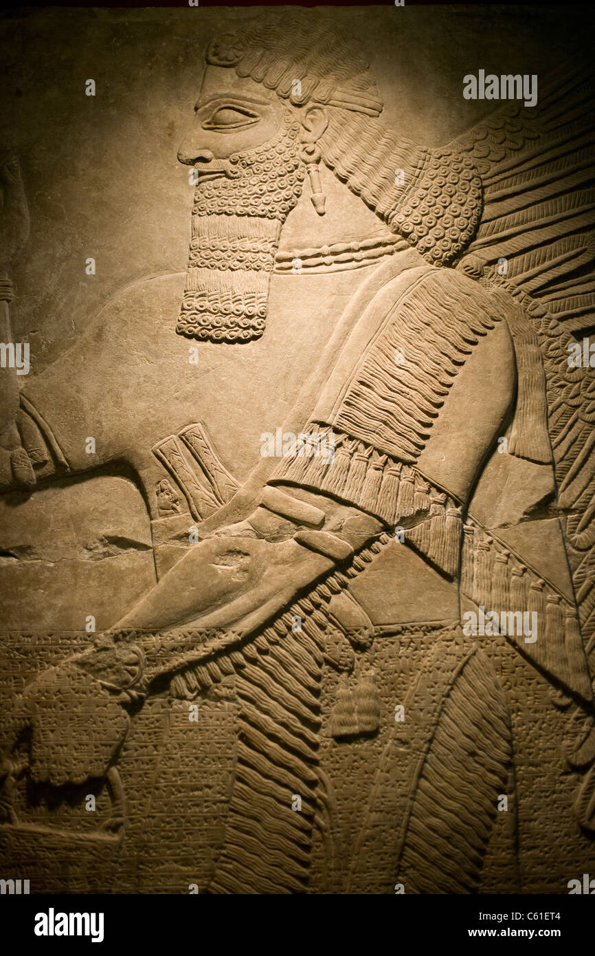 Assyrian deity hi-res stock photography and images - Alamy