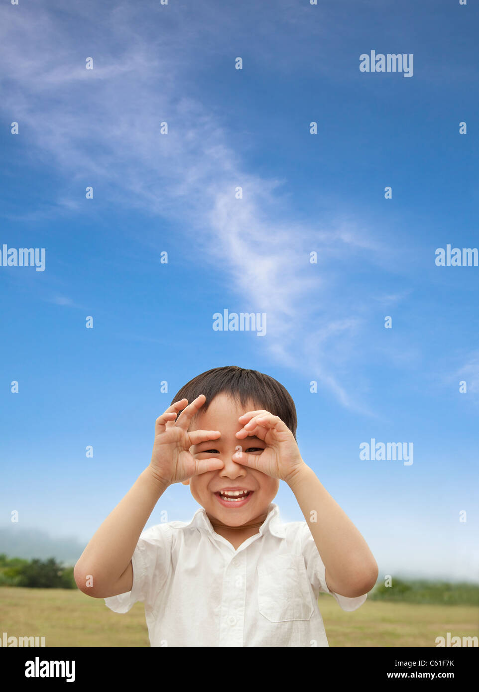 happy child looking forward Stock Photo - Alamy