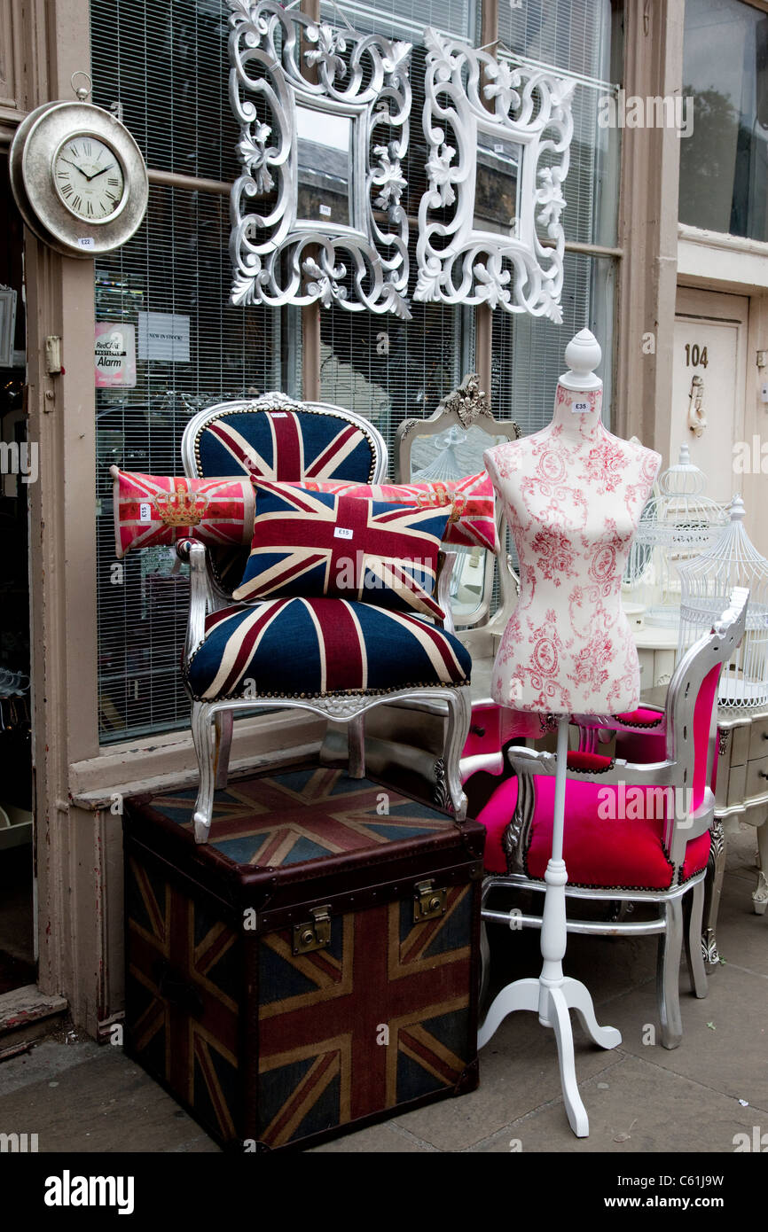 Upper street islington hi-res stock photography and images - Alamy