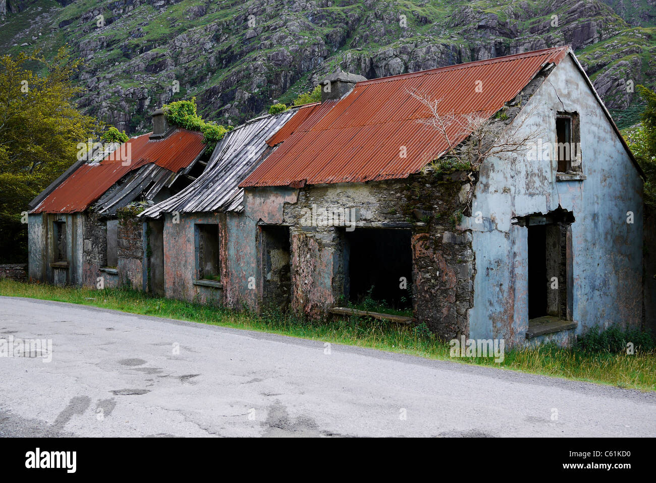 Derelict old barns and buildings in Ireland Eire Stock Photo - Alamy