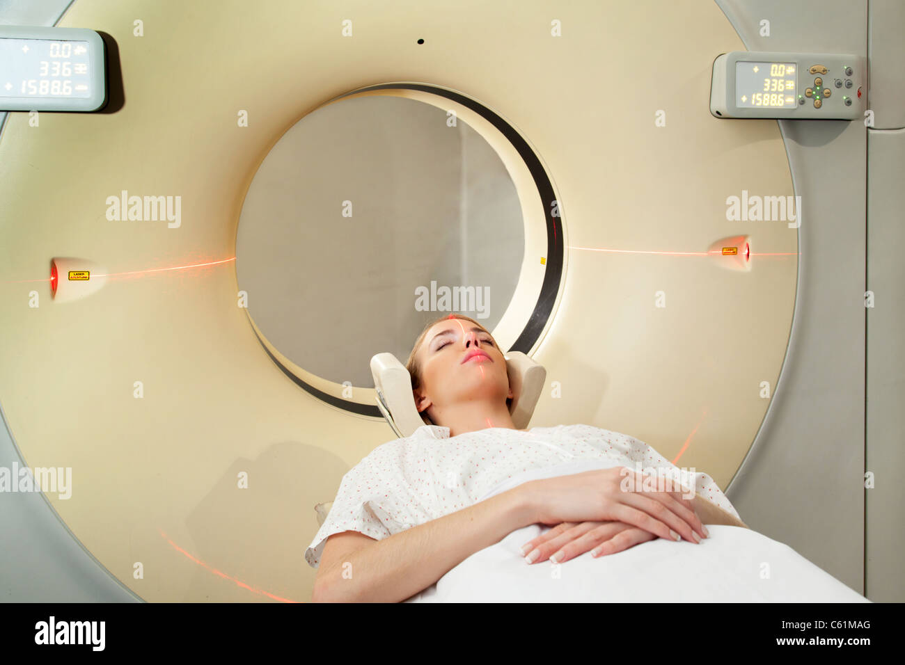A young woman undergoing a CT scan in a hospital Stock Photo - Alamy