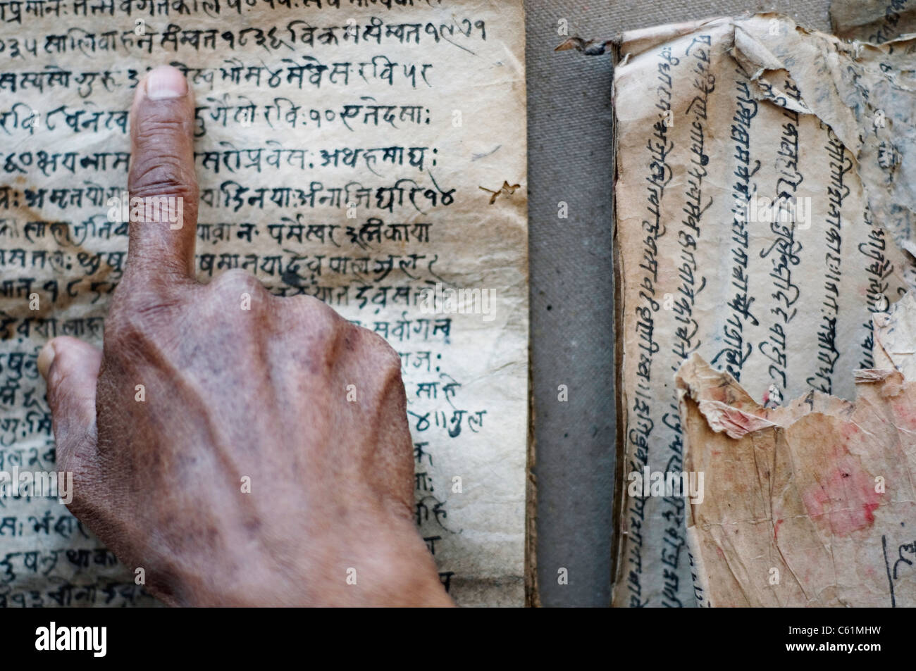 Medieval manuscript culture hi-res stock photography and images - Alamy