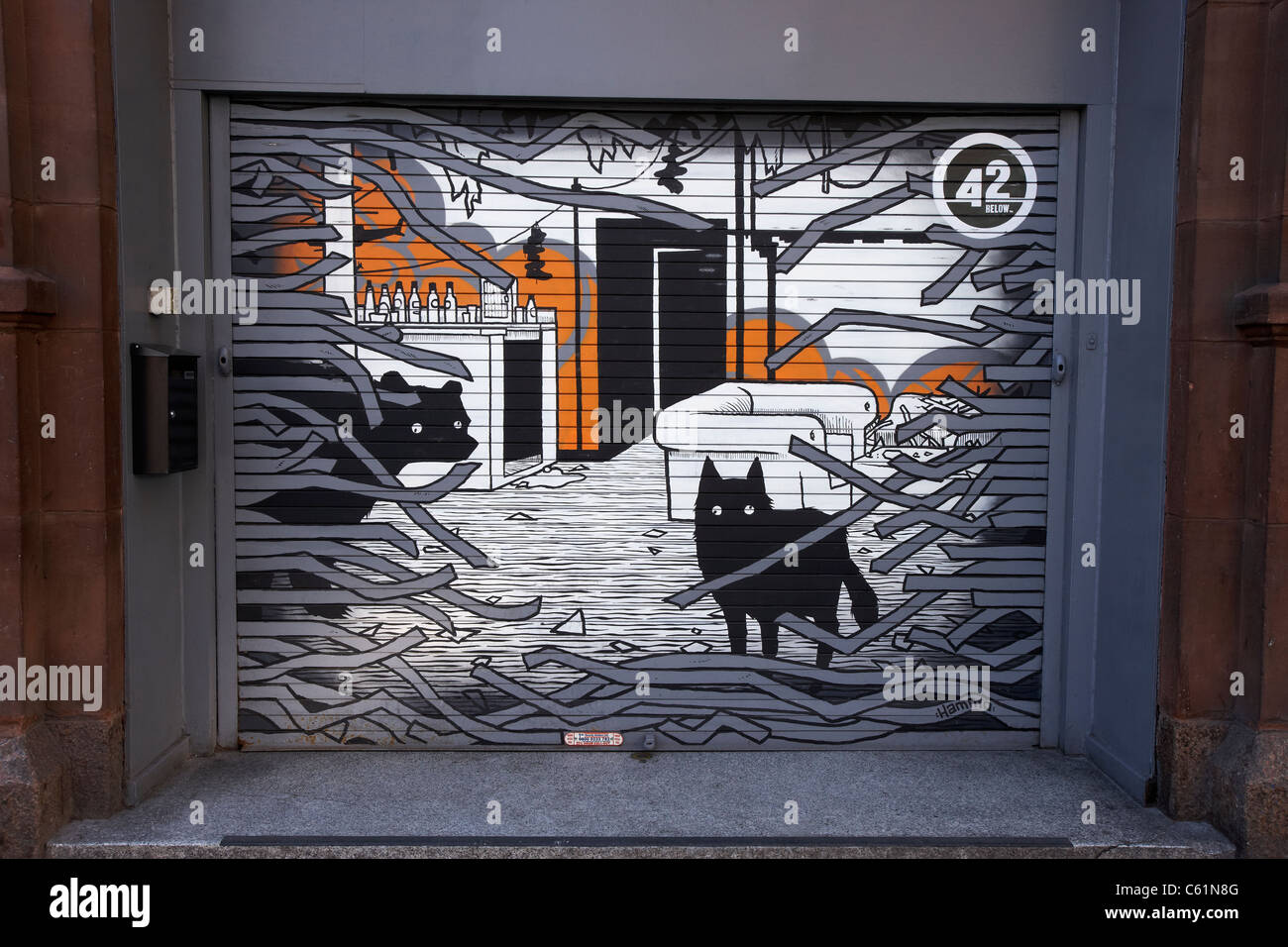 Graffiti streetart street art england horizontal nobody doorshutter hi ...