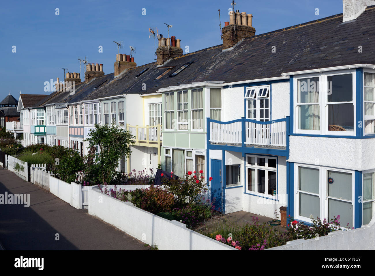 Seafront houses whitstable hi-res stock photography and images - Alamy