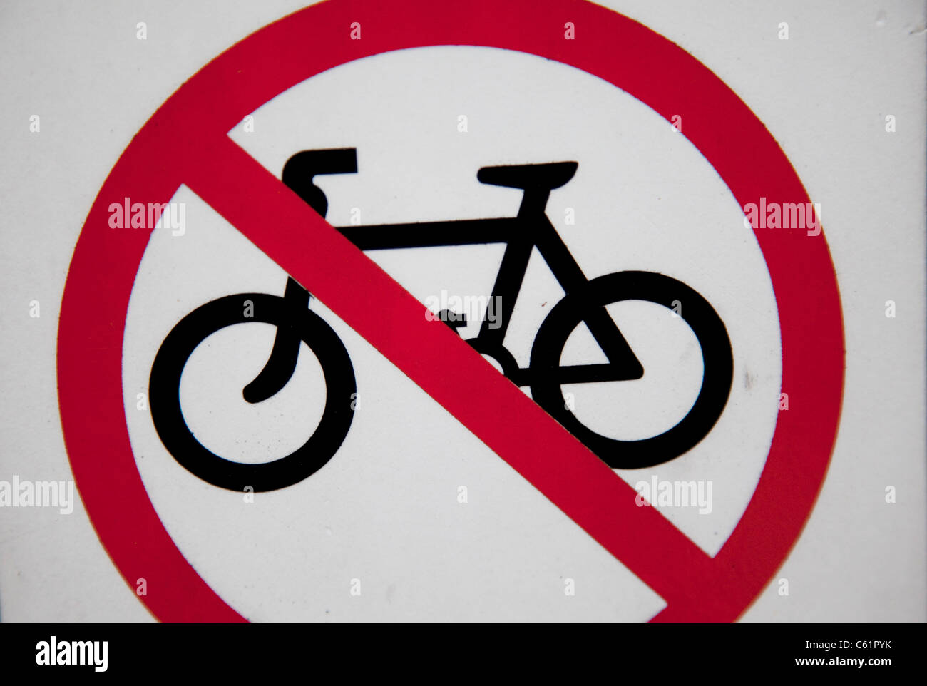 No cycling sign Stock Photo - Alamy