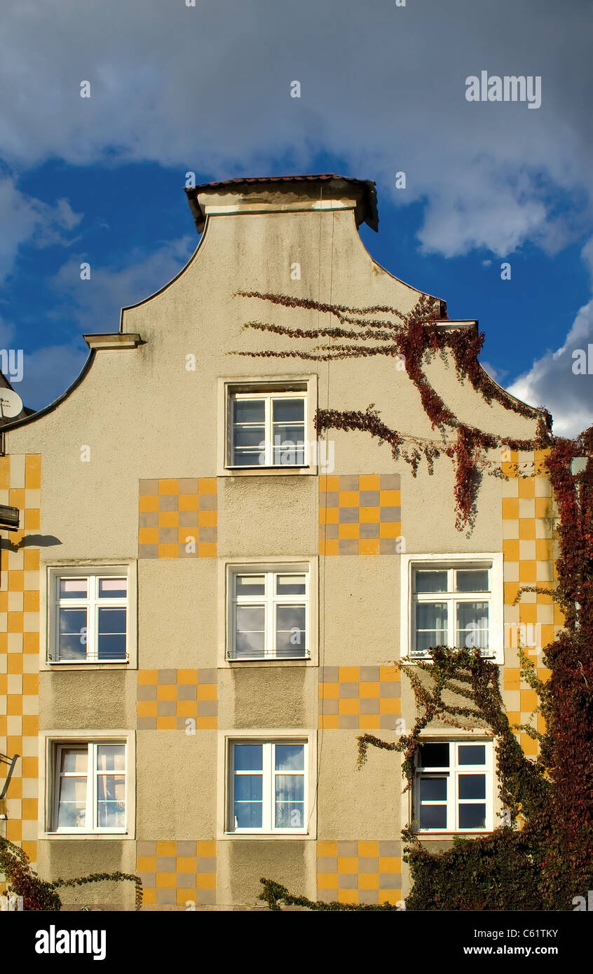 Tenement structure hi-res stock photography and images - Alamy