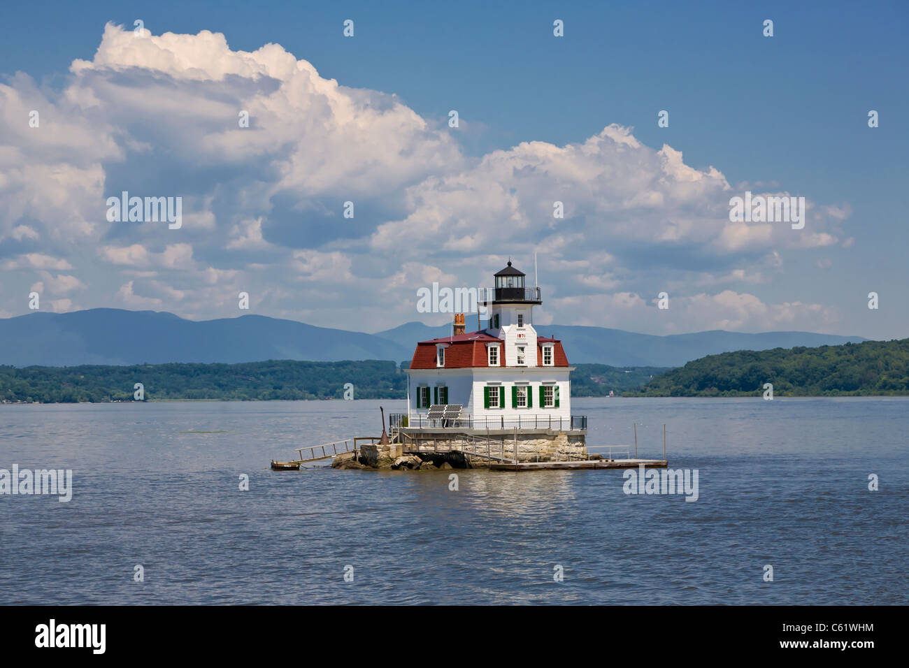 The historic Esopus Meadows Lighthouse nicknamed the Maid of the ...