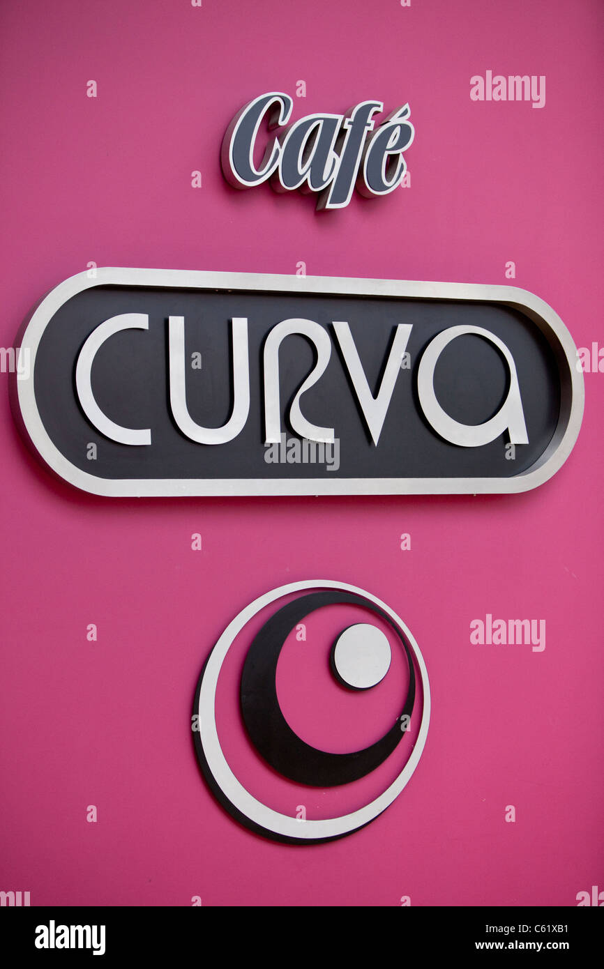 Curva hi-res stock photography and images - Alamy