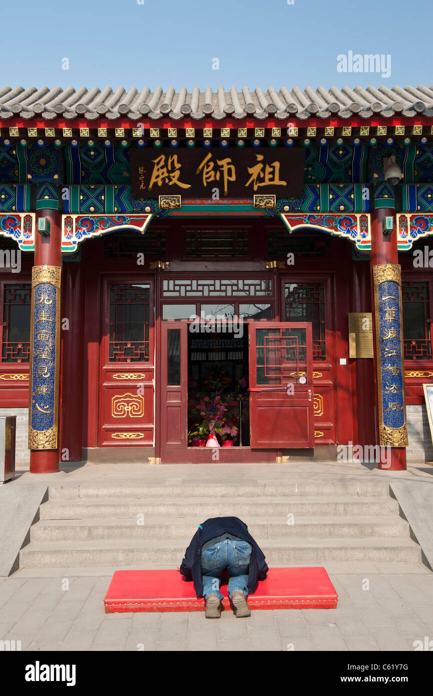 Buddhist follower hi-res stock photography and images - Alamy