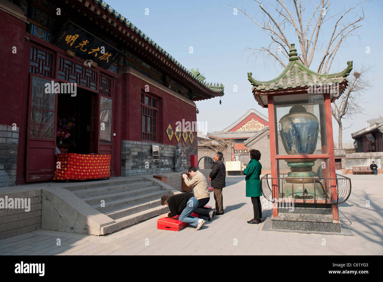 Buddhist followers hi-res stock photography and images - Alamy