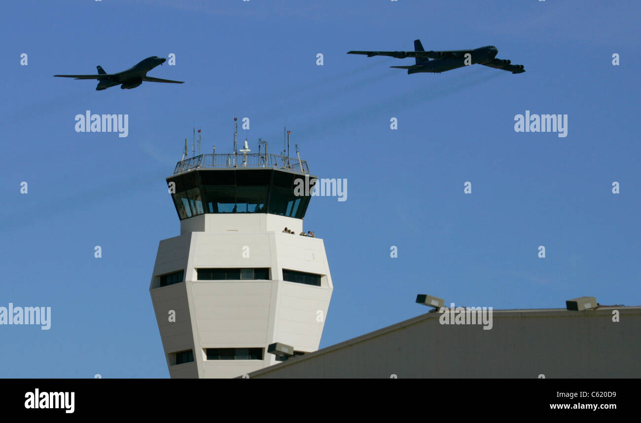 Edwards AFB flyover B-52 B1-B Stock Photo - Alamy
