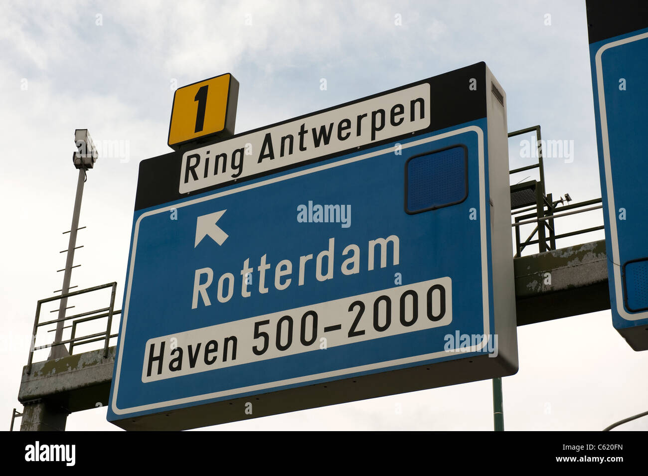 Ring Road sign E17 Antwerpen Antwerp Belgie Belgium Stock Photo - Alamy