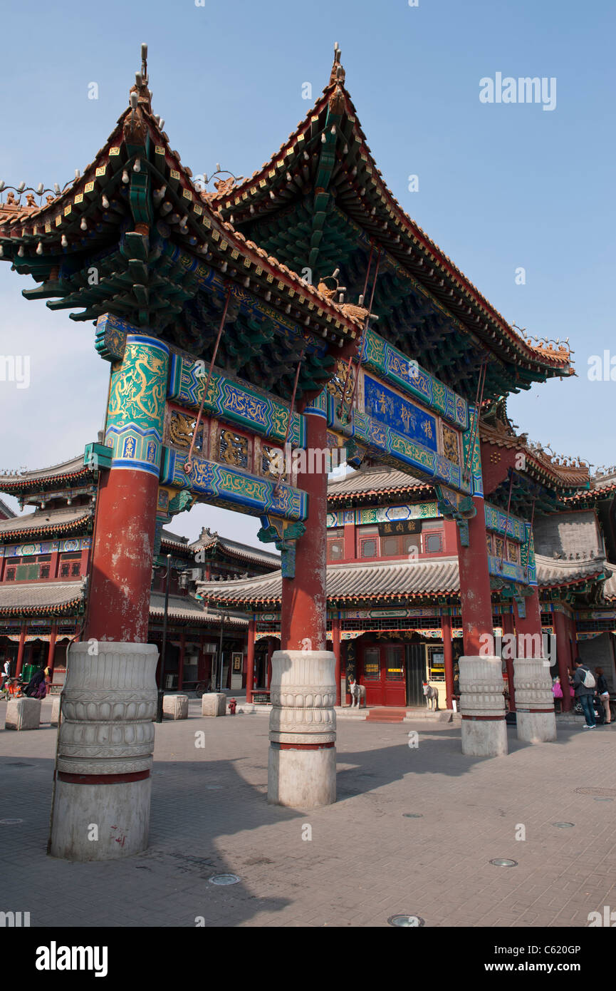 Chinese gateway hi-res stock photography and images - Alamy