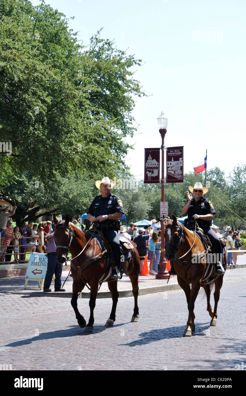 Police horse parade us hi-res stock photography and images - Alamy