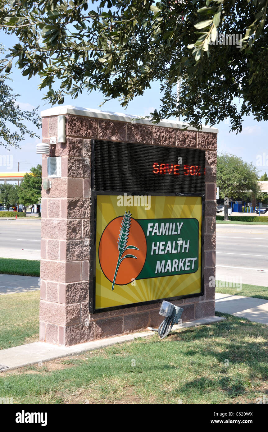 Roadside advertisements hi-res stock photography and images - Alamy