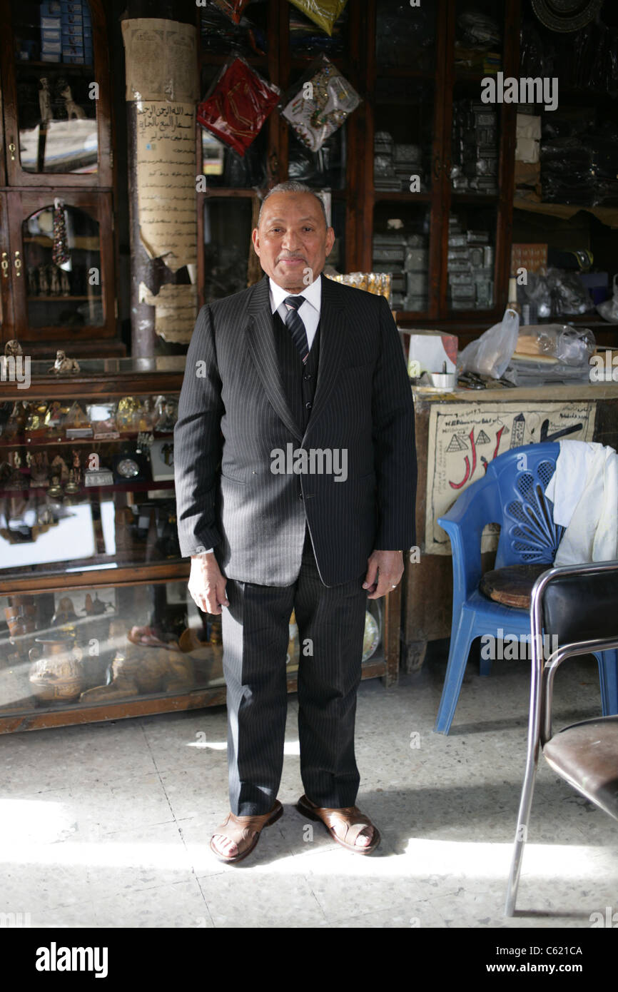 Arabic tailor hi-res stock photography and images - Alamy