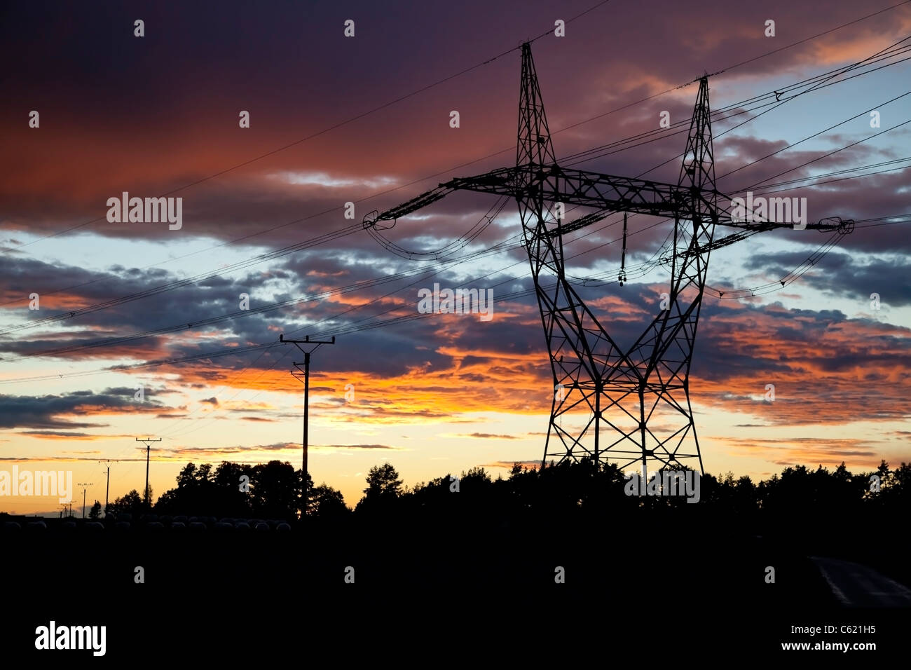 Electricity pylons and storm hi-res stock photography and images - Alamy
