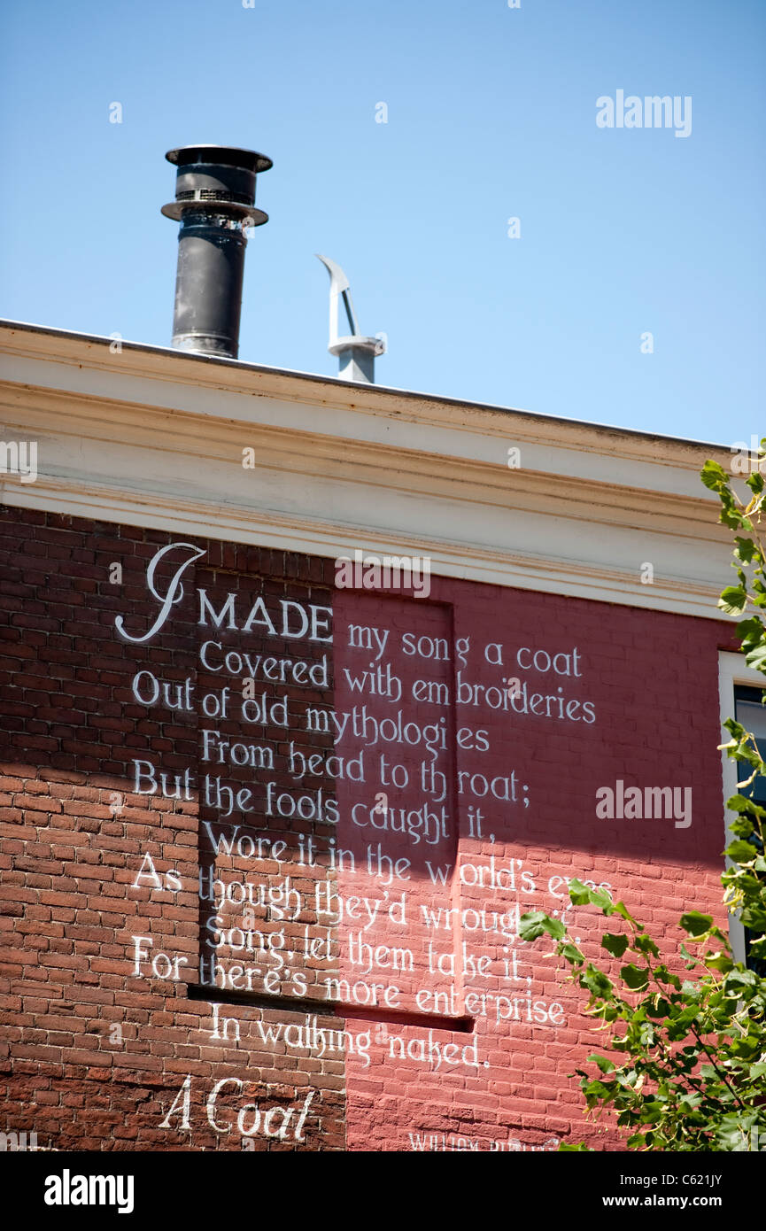 Poem wall hi-res stock photography and images - Alamy