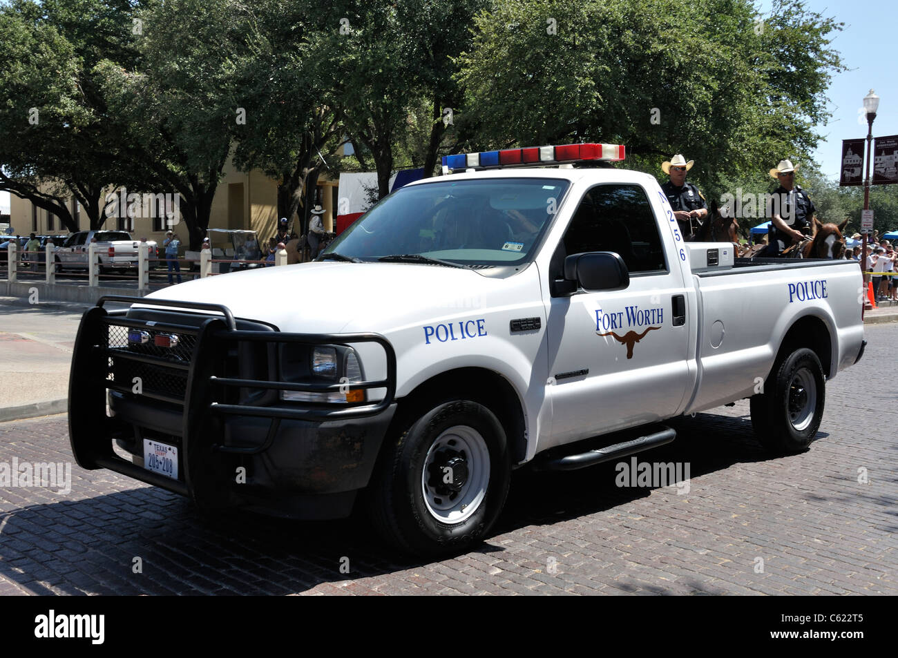 American police car parade hi-res stock photography and images - Alamy