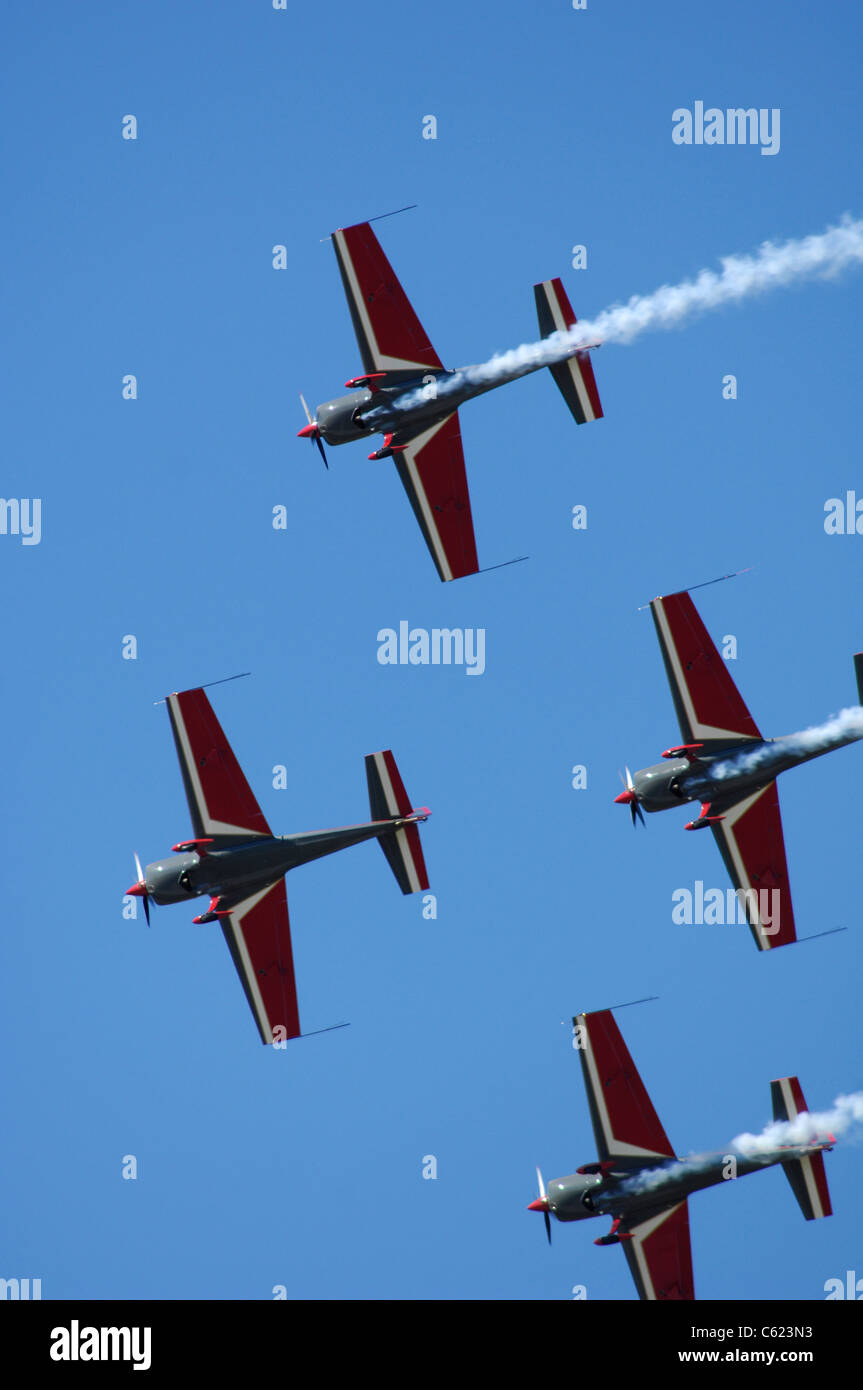acrobatic show military Stock Photo - Alamy