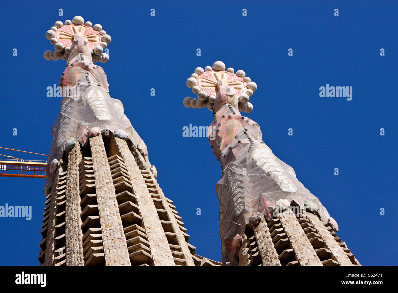 La Sagrada Familia, Gaudi church architecture, Barcelona Catalunya ...