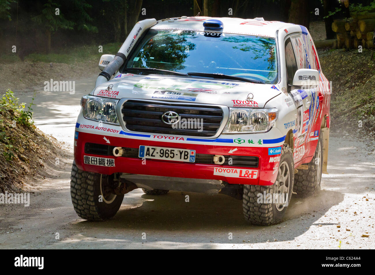 Toyota land cruiser uk hi-res stock photography and images - Alamy