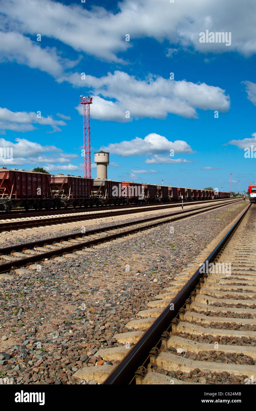 Cargo carriages hi-res stock photography and images - Alamy