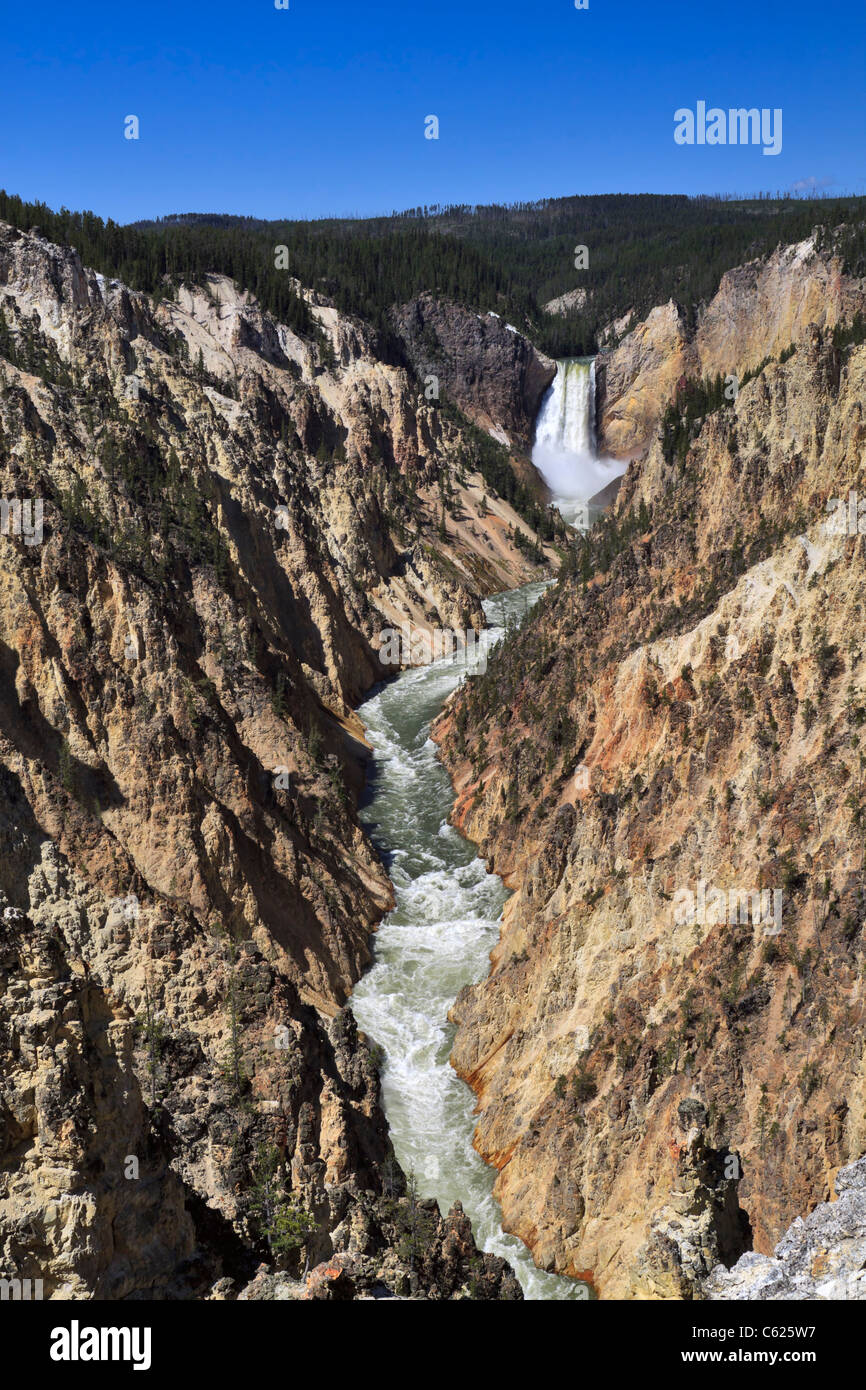 Yellowstone river falls waterfall hi-res stock photography and images ...