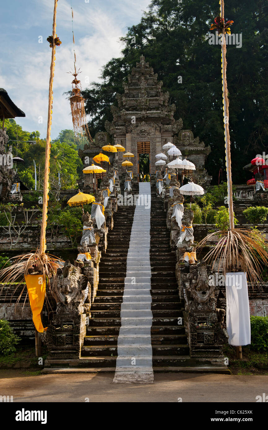 Main Entrance Stairs to Kehen Temple in Bali, Indonesia Stock Photo - Alamy