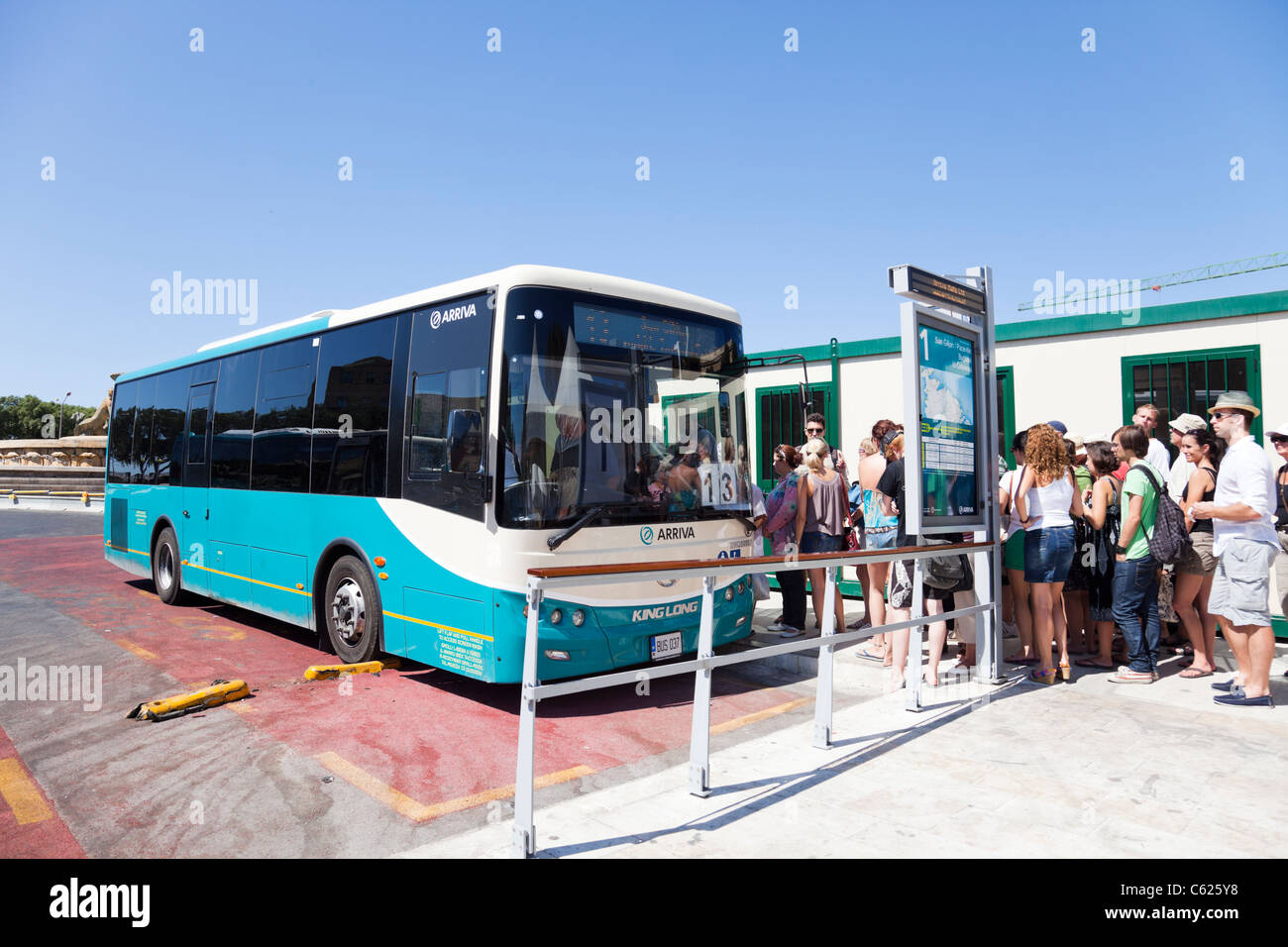 Coloured buses hi-res stock photography and images - Alamy