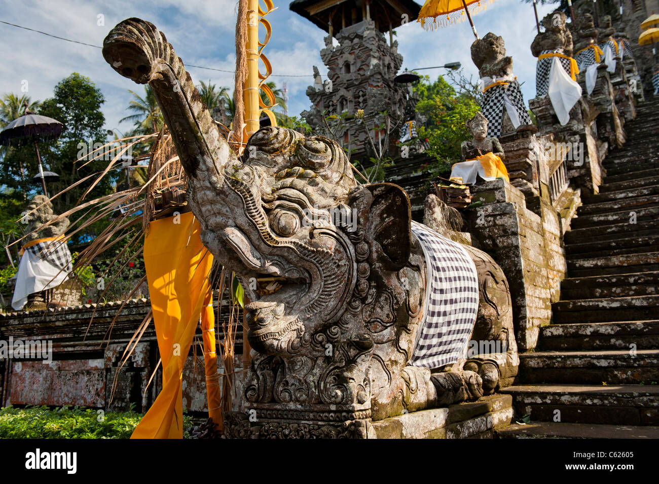 Elephant god statue bali hindu hi-res stock photography and images - Alamy