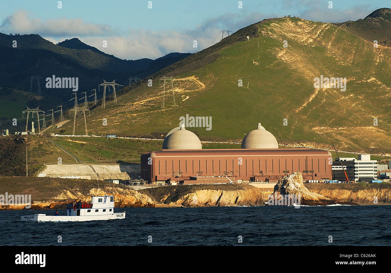 The Diablo Canyon Nuclear plant is seen from Pacific Ocean in 2004 ...