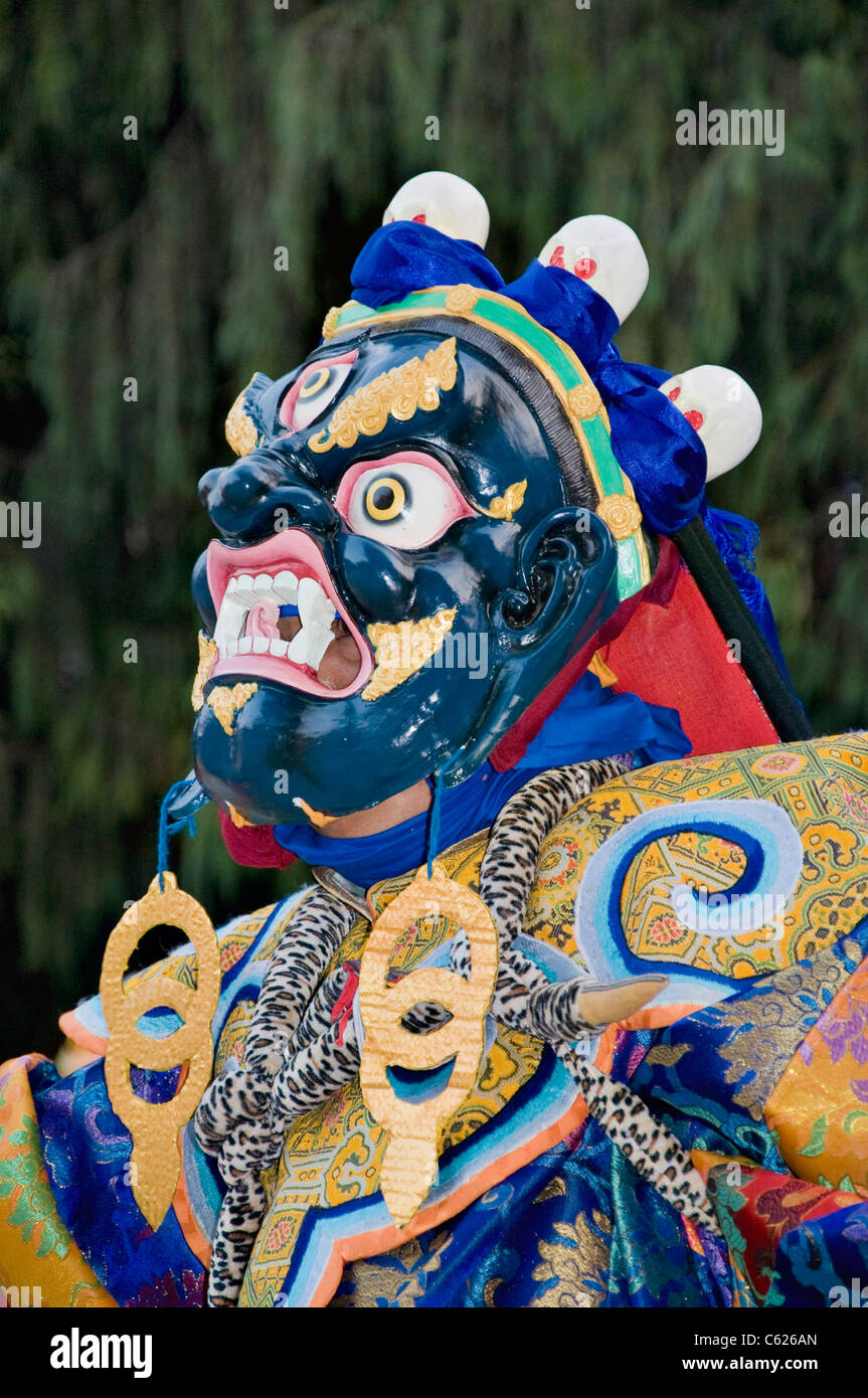 Losar dance hi-res stock photography and images - Alamy