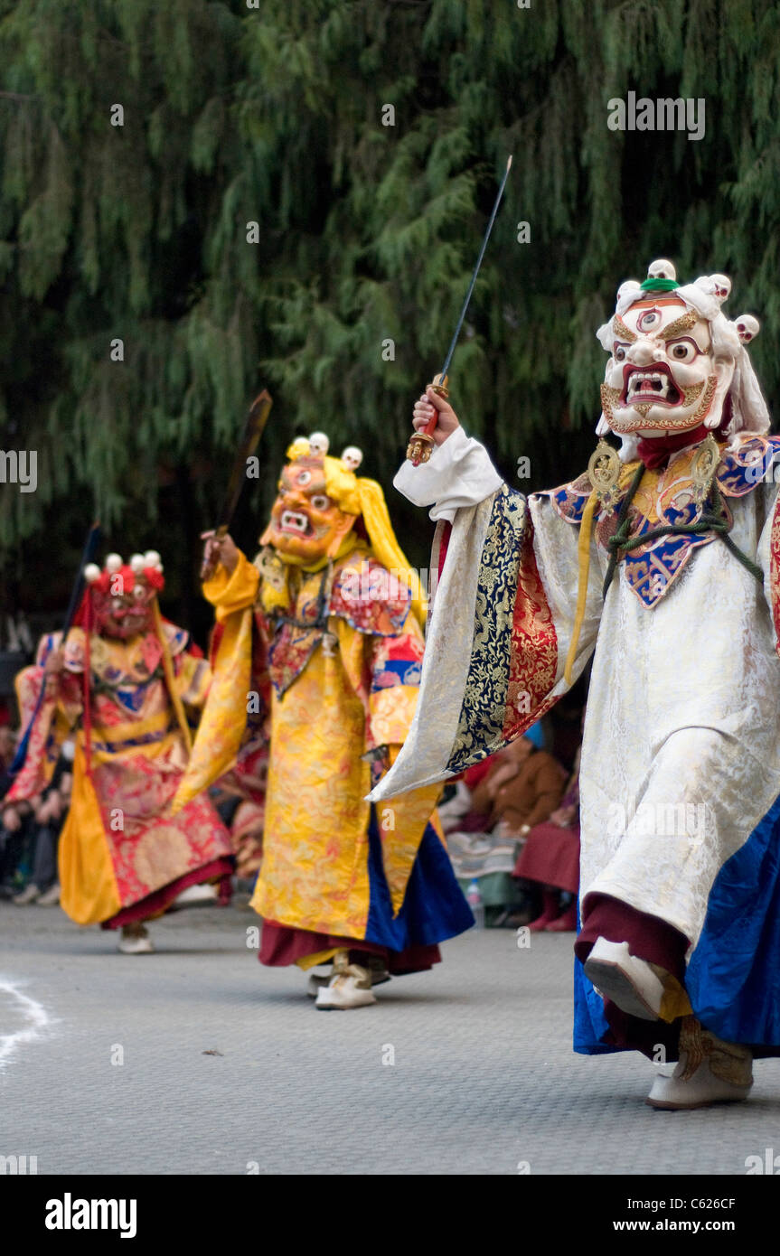 Losar dance hi-res stock photography and images - Alamy