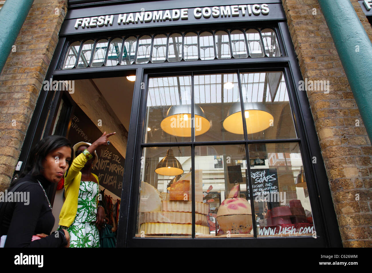 The Lush store in Covent Garden, London, England, U.K Stock Photo - Alamy