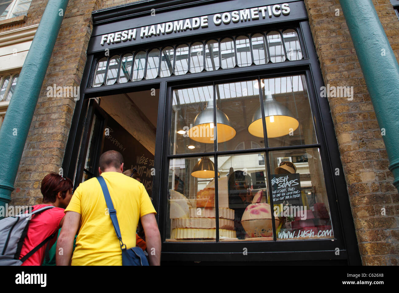 The Lush store in Covent Garden, London, England, U.K Stock Photo - Alamy