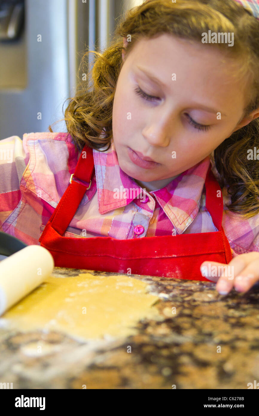 Child making cookies Stock Photo - Alamy