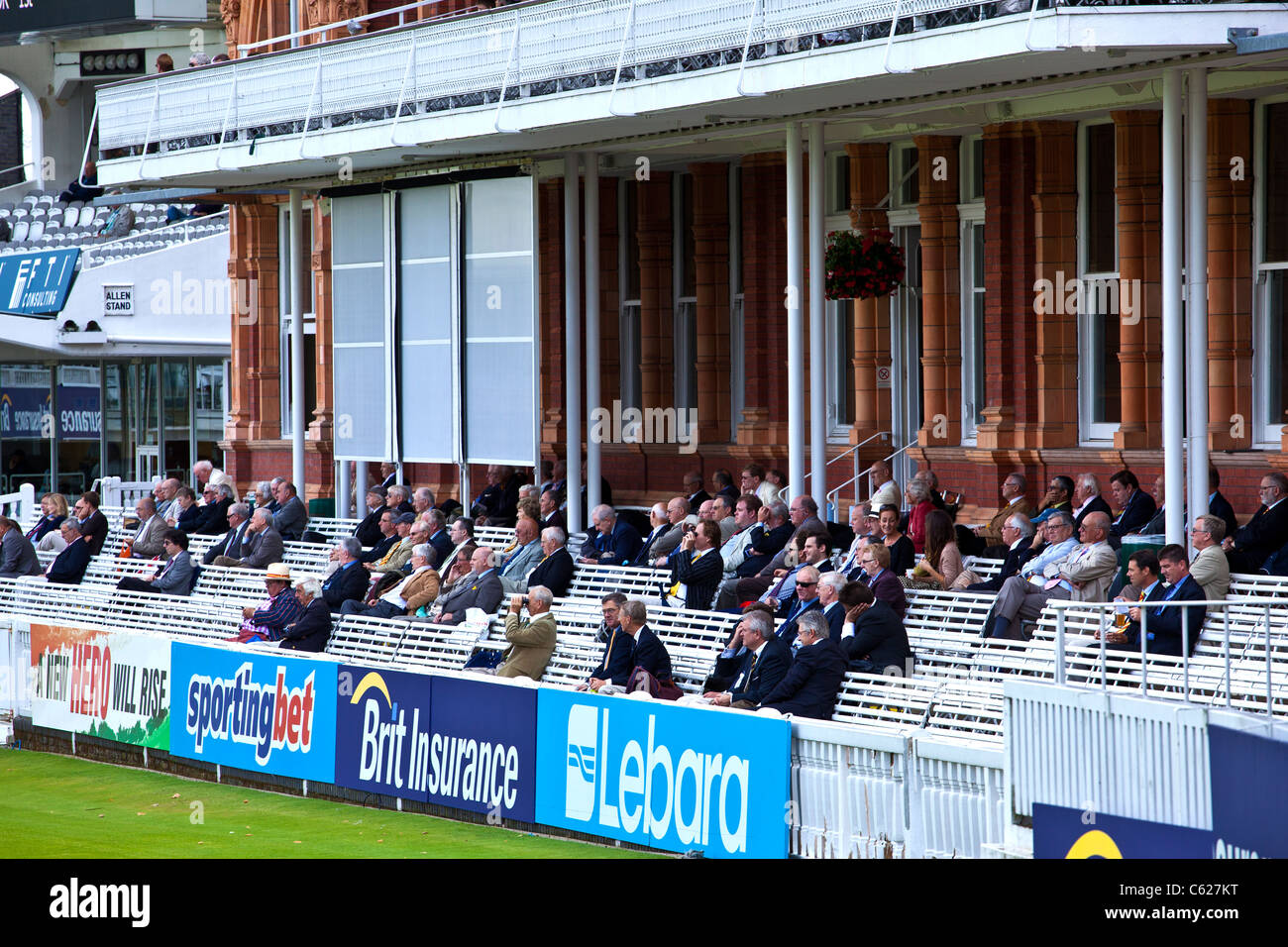 Close up view pavilion lords cricket hi-res stock photography and ...