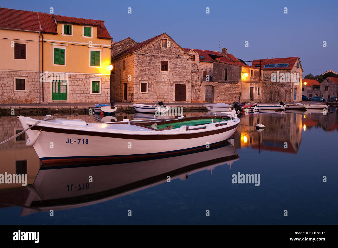 Island dawn lights hi-res stock photography and images - Alamy