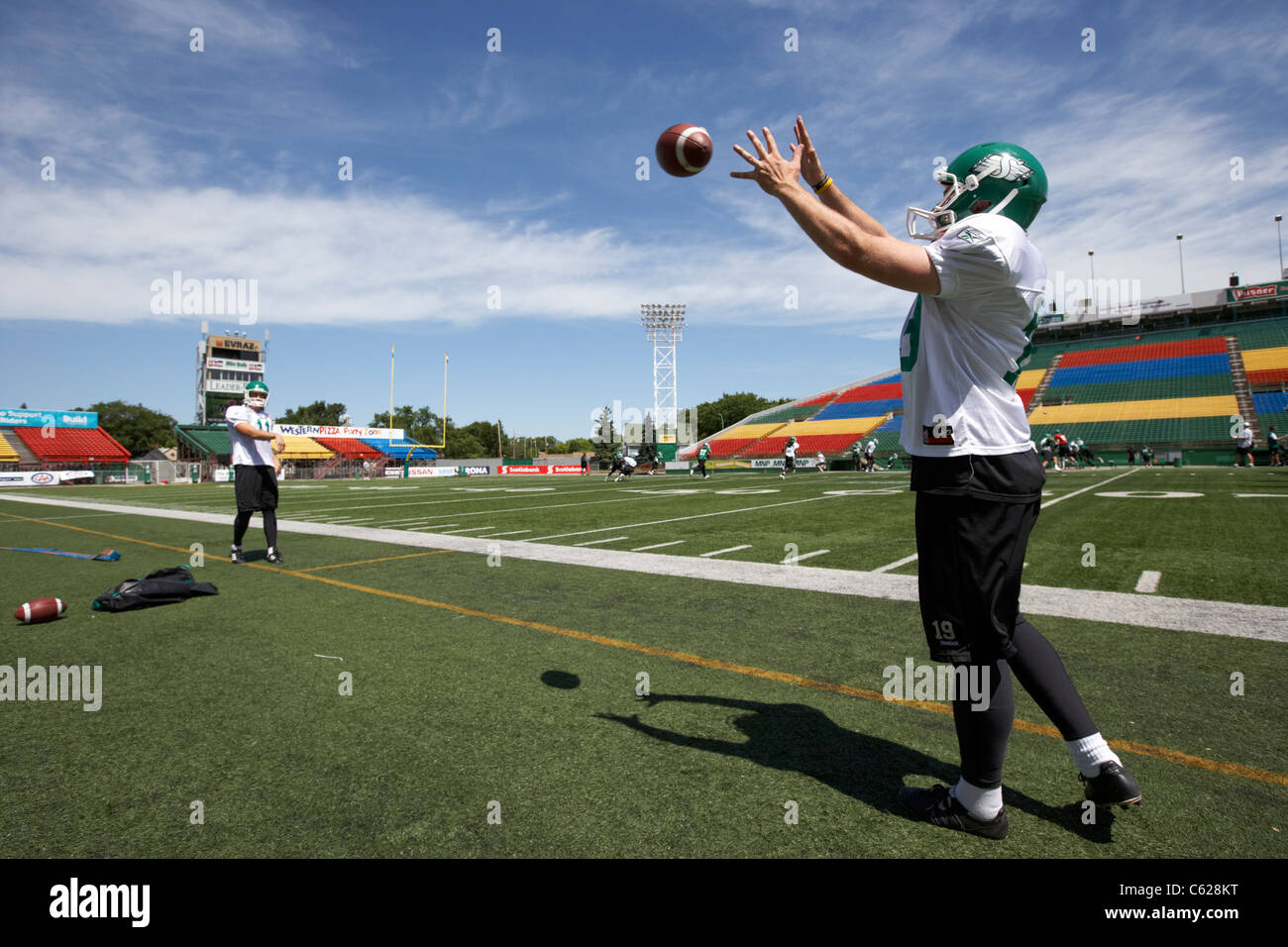 Sideline football pitch hi-res stock photography and images - Alamy