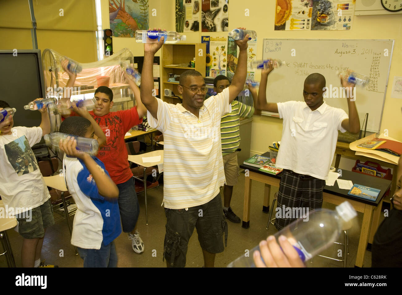 Paraprofessional and student hi-res stock photography and images - Alamy