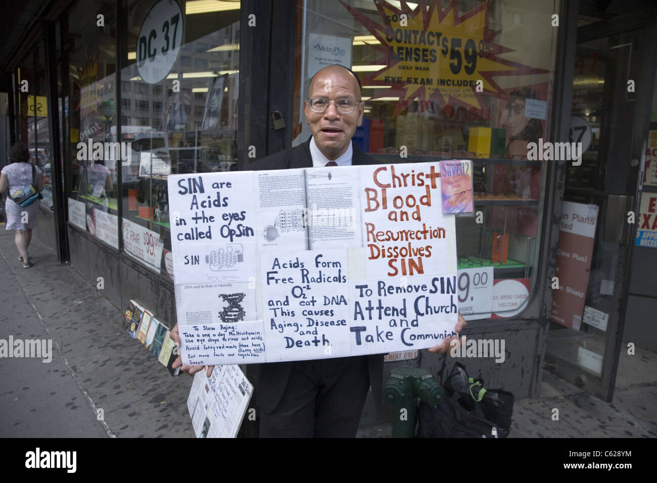Street preacher hi-res stock photography and images - Alamy