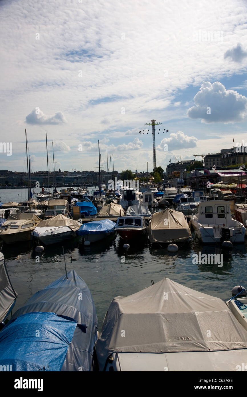 Quai du Mont-Blanc Harbor in Geneva Stock Photo - Alamy