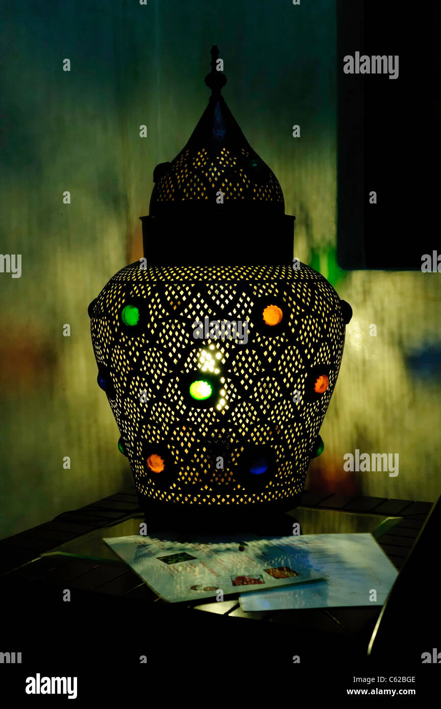 Moroccan lights lamps hi-res stock photography and images - Alamy